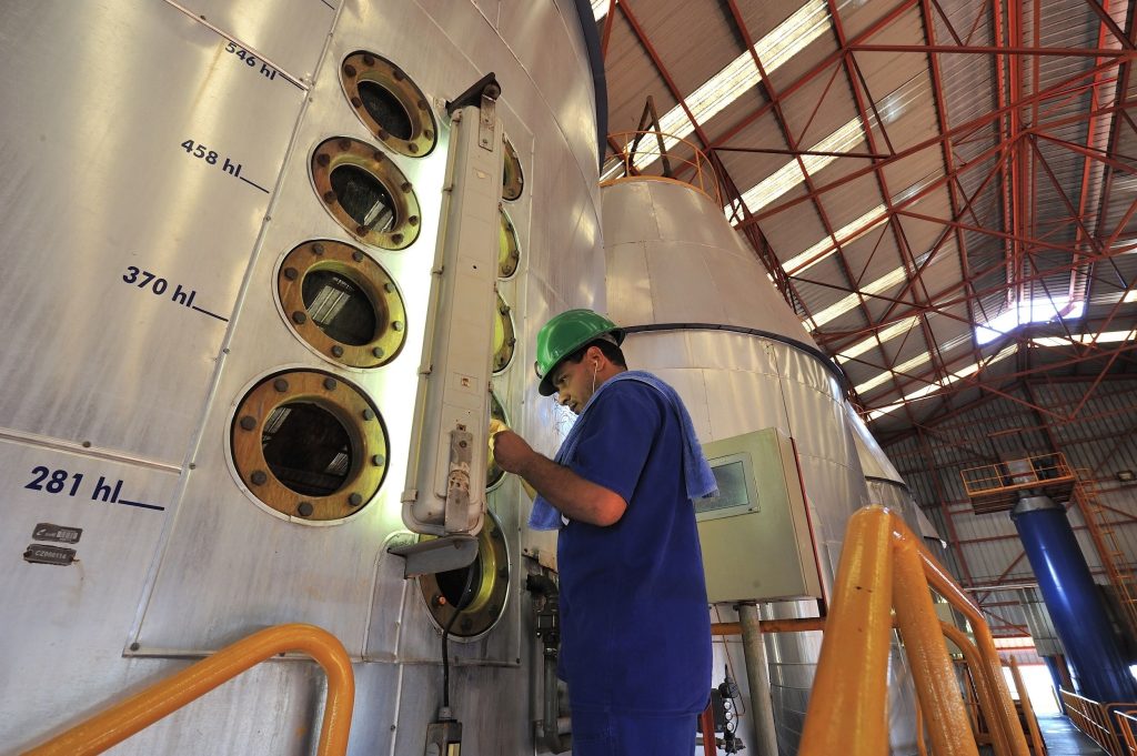 The best way to manage outdated equipment - Industrial Compliance