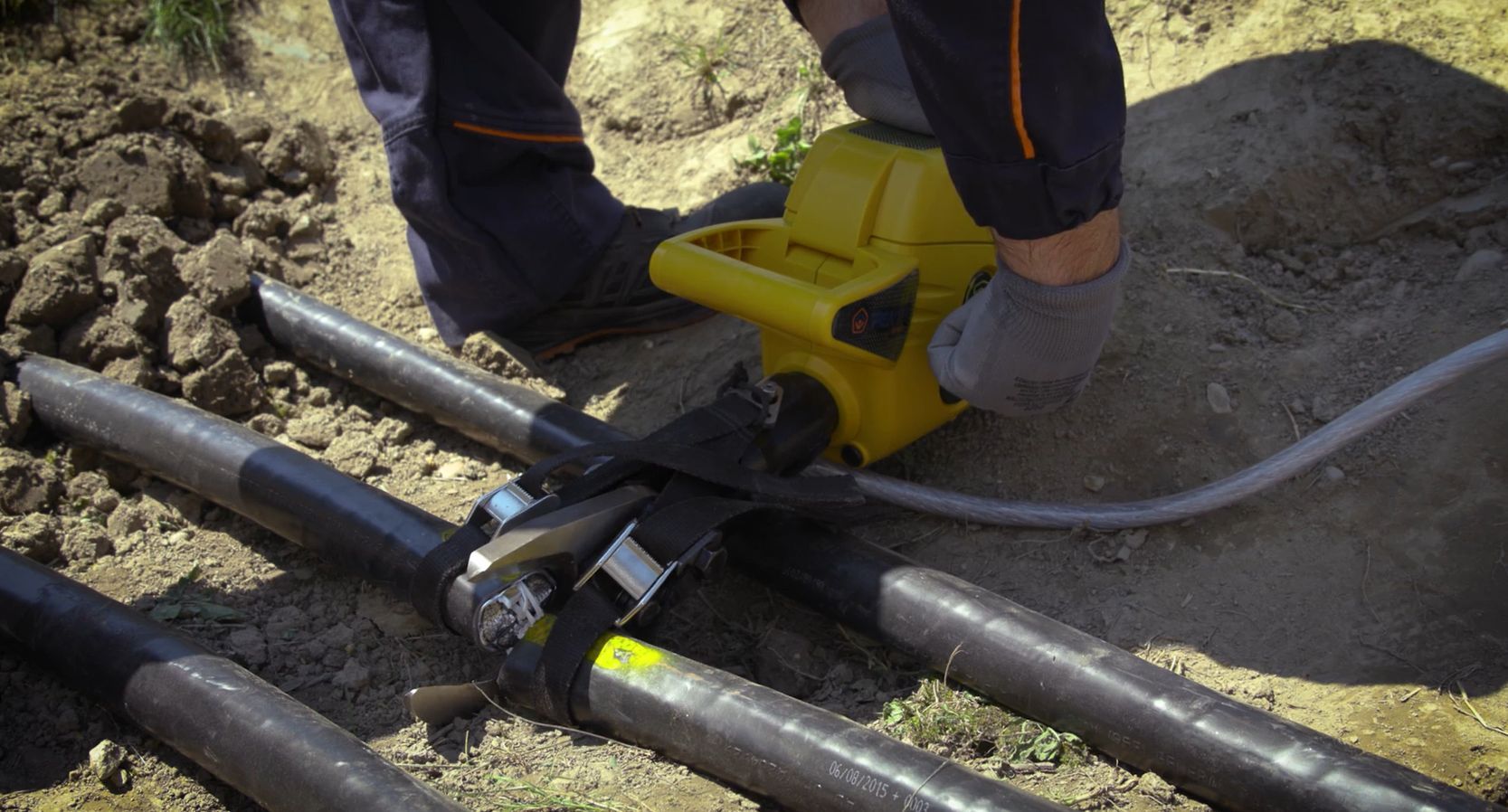 Safely de-energise live cables - Industrial Compliance